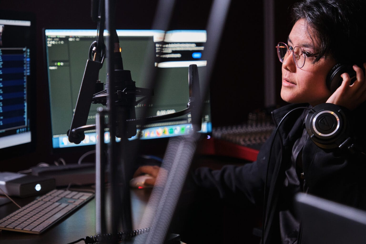 Communications – HELP University